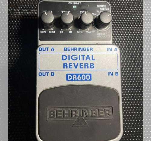 Behringer digital reverb dr 600