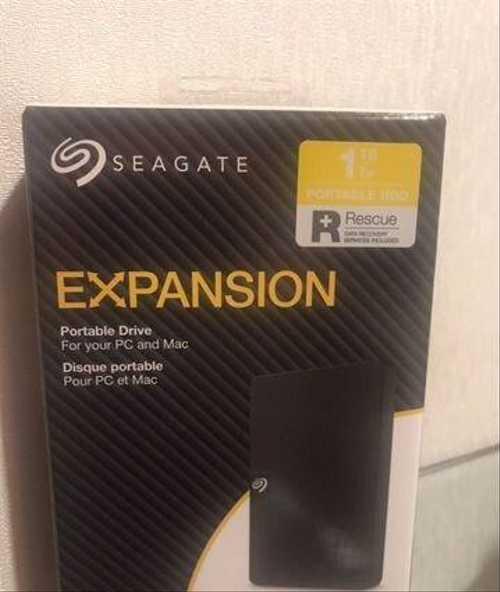 Внешний жесткий диск Seagate Expansion 1TB