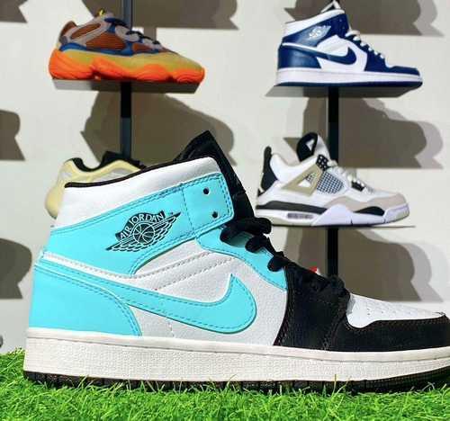 Nike Air Jordan 1 Tropical Twist Igloo VR5
