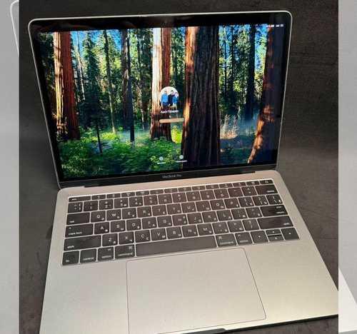 Apple macbook pro 13 2017