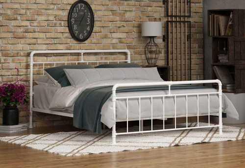 Металлическая двуспальная кровать