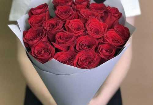 Букет из 21 розы красной для девушки любимой