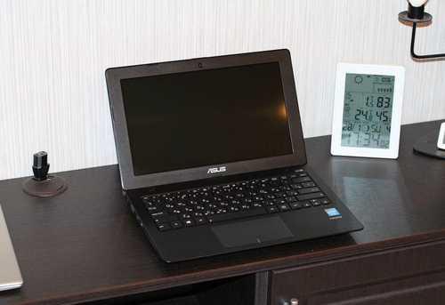 Ноутбук asus X200ca