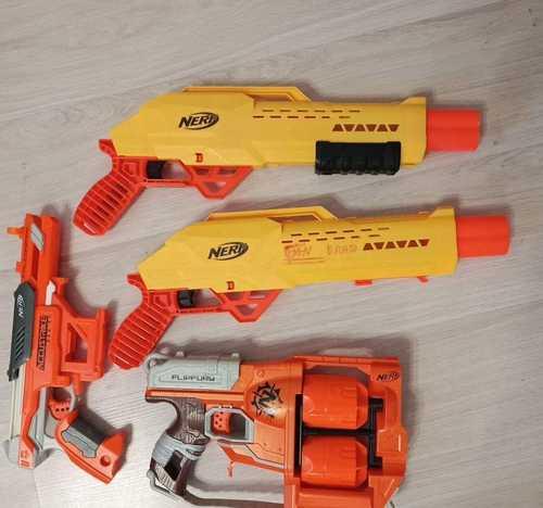 Набор игрушечных пистолетов Nerf