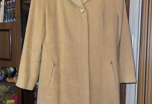 Пальто женское 52 р демисезонное шерстяное
