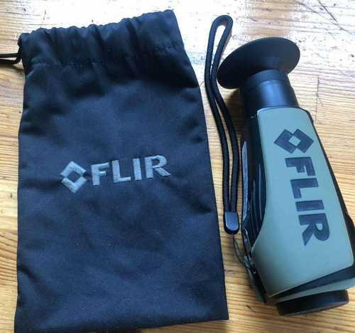 Тепловизор Flir Scout PS24