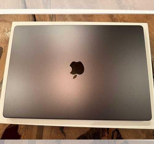 MacBook Pro 16 M3 Max/128 GB/4 TB SSD/SpaceBlack