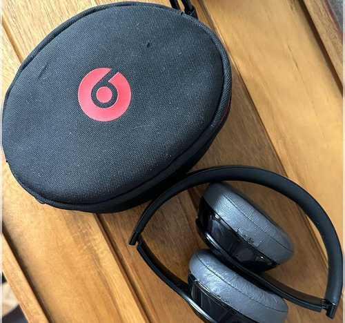 Наушники Beats Solo 3 Wireless