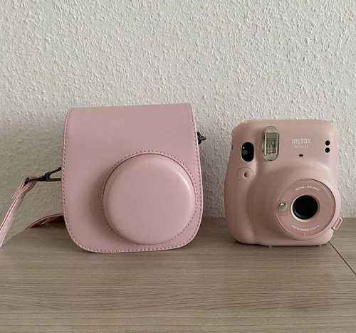 Фотоаппарат instax mini 11