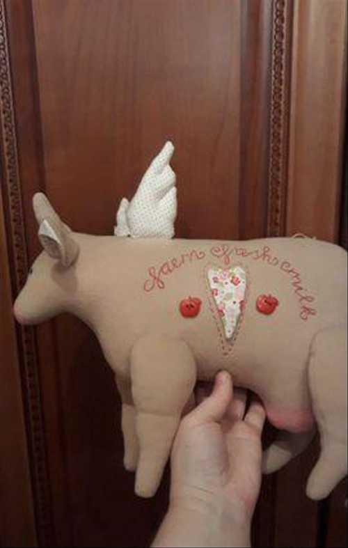 Мягкая игрушка, статуэтка Корова