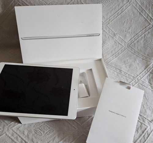 iPad (8-го поколения) 32gb Silver