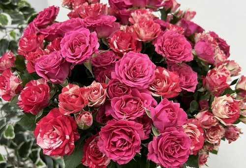 Букет из кустовых роз доставка самовывоз цветы