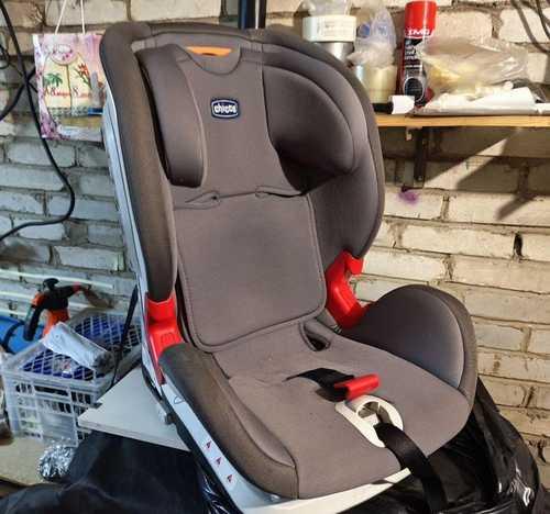 Автокресло Chicco Isofix 1/2/3 (9-36 кг)