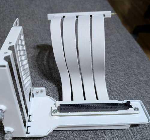 Phanteks Vertical GPU Bracket Кронштейн+райзер