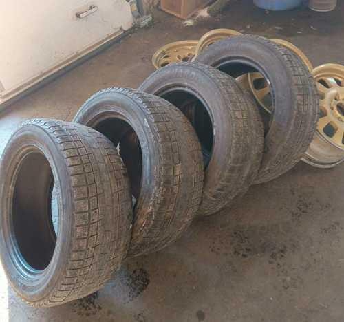 Yokohama 104ZR 225/55 R16 90H