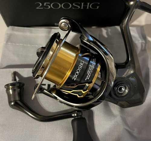 Катушка shimano 20 twin power 2500 shg