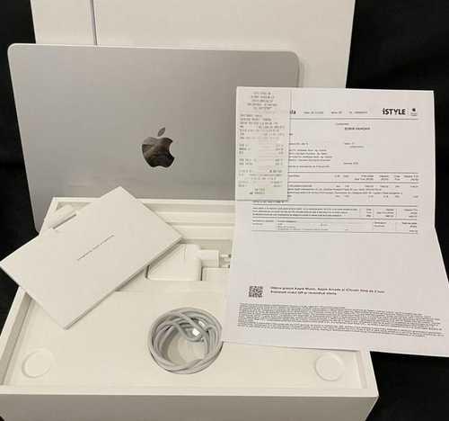 Apple macbook air 13 2022 m2 512gb