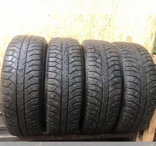 Bridgestone Ice Cruiser 7000 225/65 R17 106T