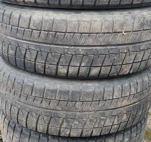 Bridgestone Blizzak Revo GZ 205/65 R16 95S