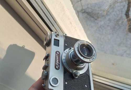 Фотоаппарат зоркий 5 в отличном состоянии 58 г