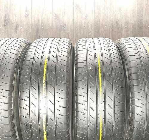 Yokohama BluEarth E51B 225/60 R18 104W