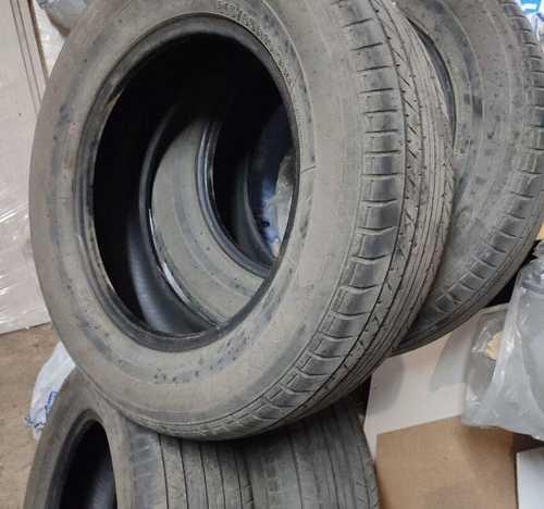 Yokohama 104ZR 215/95 R16