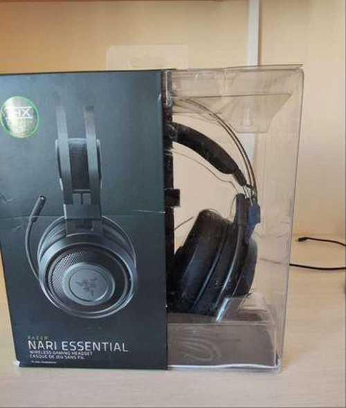 Беспроводные наушники razer nari essentia