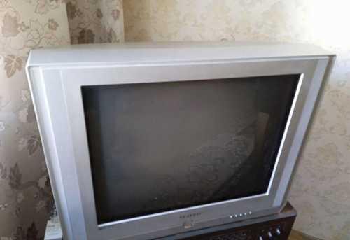 Телевизор Samsung 25"