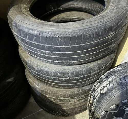 Yokohama Advan A005 215/60 R16 95V