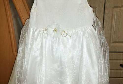 Платье для девочки белое 98