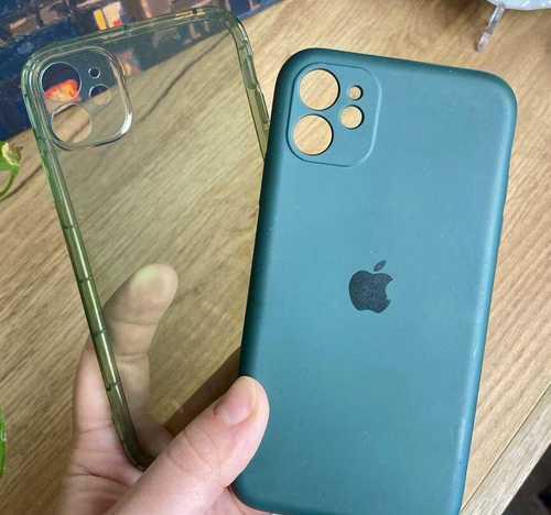 Чехлы на iPhone 11