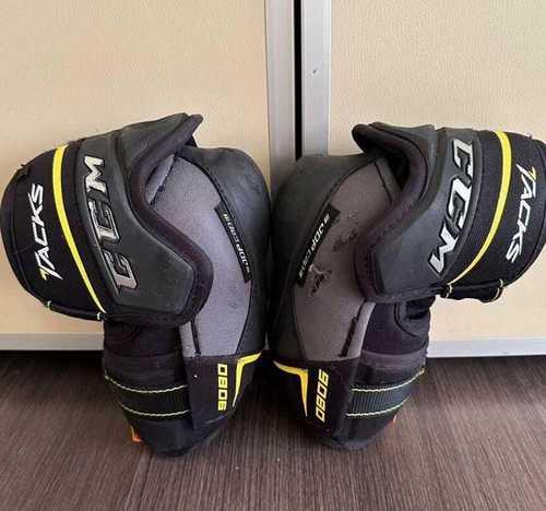 Налокотники хоккейные CCM tacks 9080