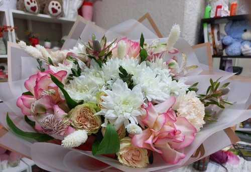 Букет Розы Хризантемы/ цветы с доставкой