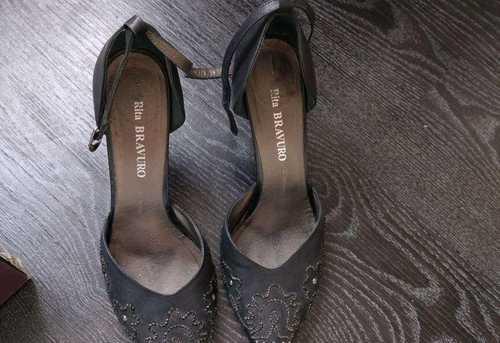 Обувь женская 39 размер