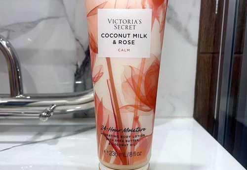 Victoria’s secret Coconut Milk & Rose молочко