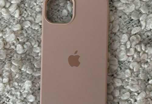 Чехол на iPhone 13 розовый
