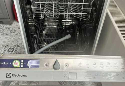 Посудомоечная машина 45 см Electrolux ESL94200LO