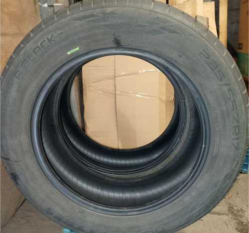 Nokian Tyres Hakka Black 2 235/55 R17 103Y