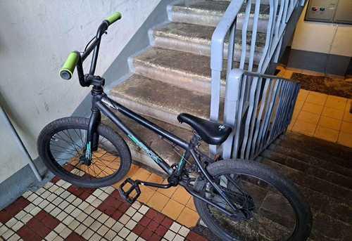 Велосипед BMX mongoose