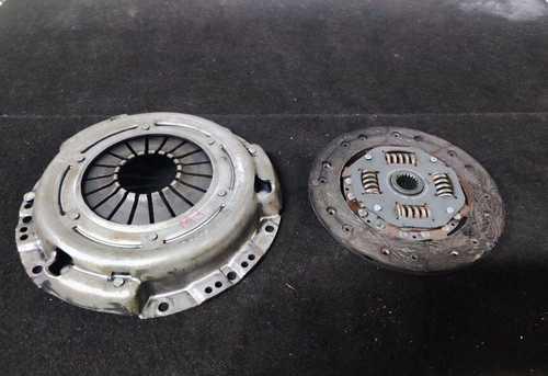 Комплект сцепления диск корзина Mazda 3 BK 1,5-1,6