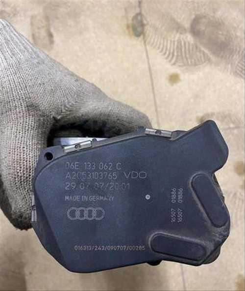 Дроссельная заслонка #: 1600 Audi A5 8T