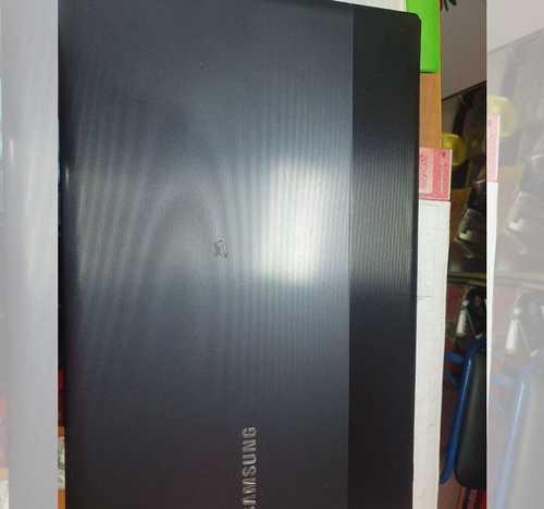 Ноутбук samsung 300E