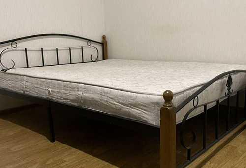 Кровать двухспальная металлическая с Матрасом