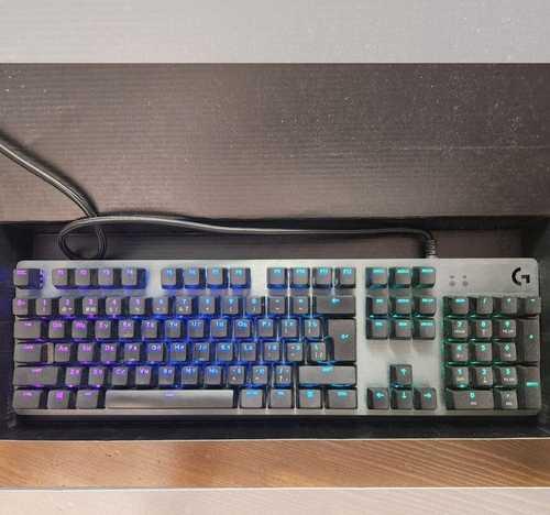 Игровая механическая клавиатура Logitech G512