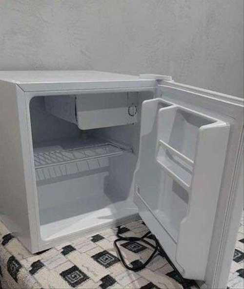 Холодильник Midea MR 1050W