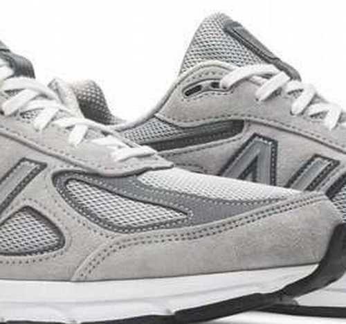 New Balance 990 v4