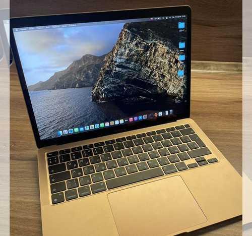 Apple macbook pro 13 2020 m1 16gb 256gb