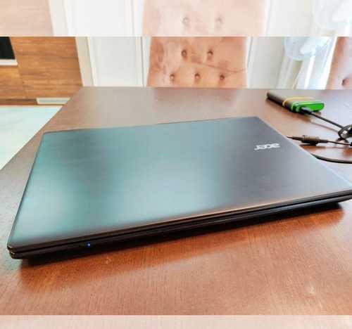 Ноутбук Acer e5 571g core i5