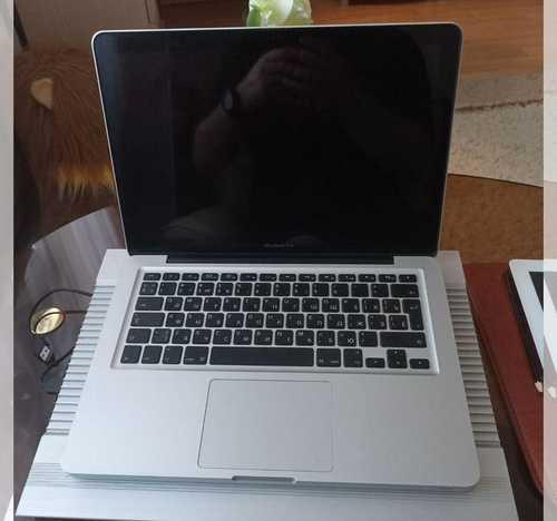 Apple macbook pro 13