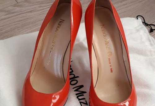 Красные туфли Nando Muzi 37,5